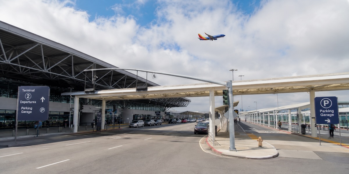 Oakland (OAK) Airport Parking Guide 2026 — Rates, Garages & Cheapest ...